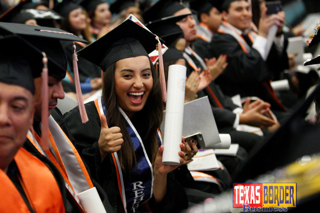 UTRGV Fall 2016 Commencement celebrates 1,974 Edinburg, 604 Brownsville ...