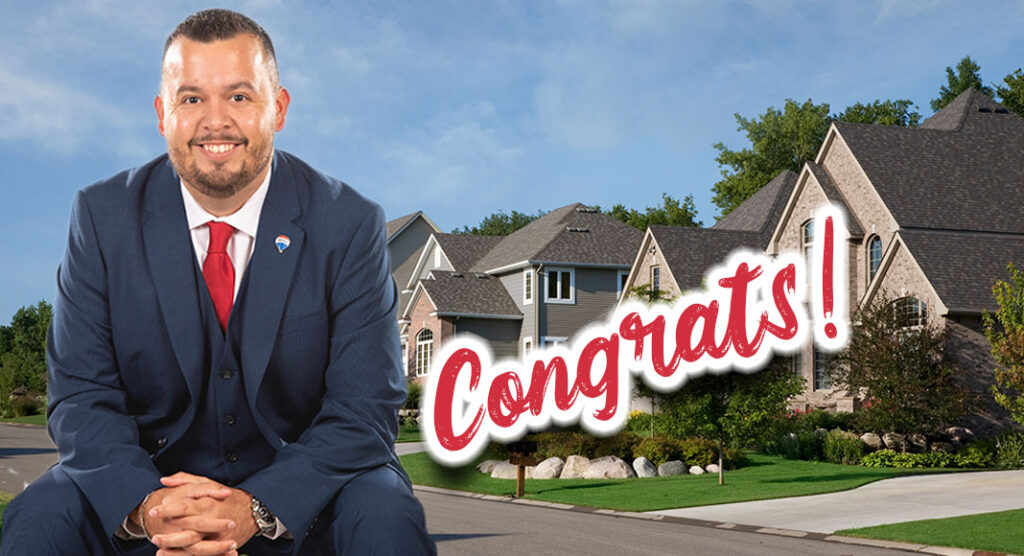 Jonathan Lindley receives “REALTORS® to Watch” Award by Texas REALTORS ...