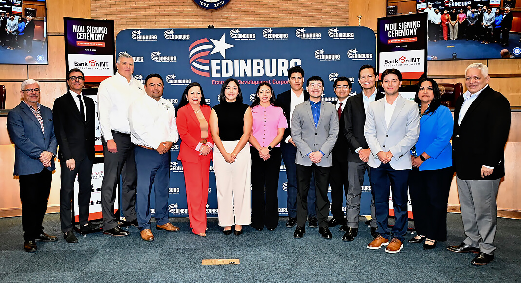 Vantage Bank Executive Cris Moncayo Praises Student Talent at Bank On ...